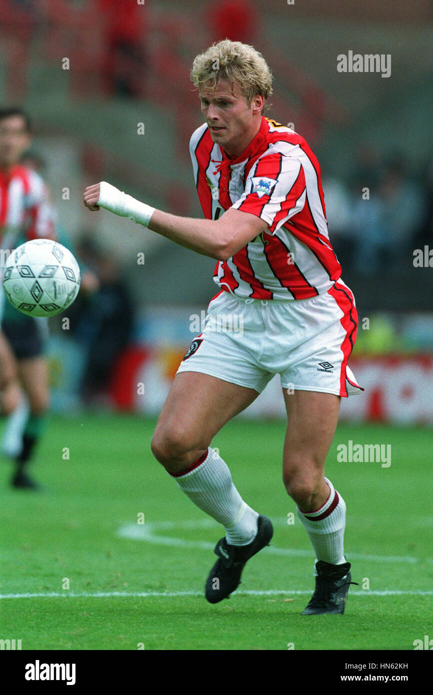 JOSTEIN FLO SHEFFIELD UNITED FC 31 August 1993 Stock Photo - Alamy