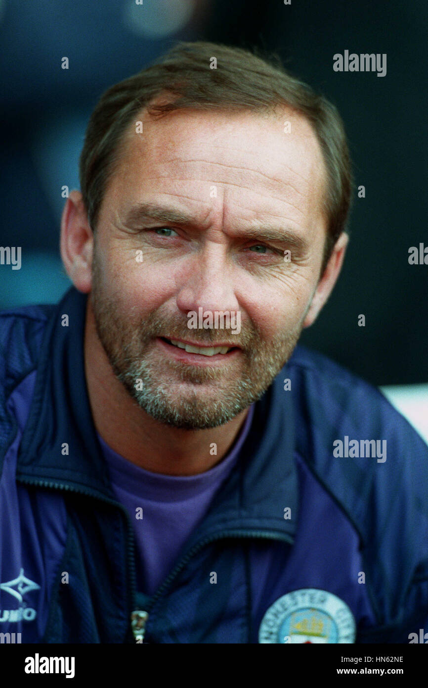 BRIAN HORTON MANCHESTER CITY FC MANAGER 12 September 1993 Stock Photo ...