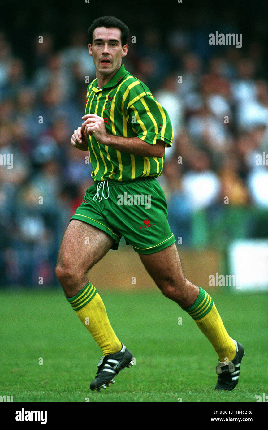 BOB TAYLOR WEST BROMWICH ALBION FC 04 October 1993 Stock Photo - Alamy