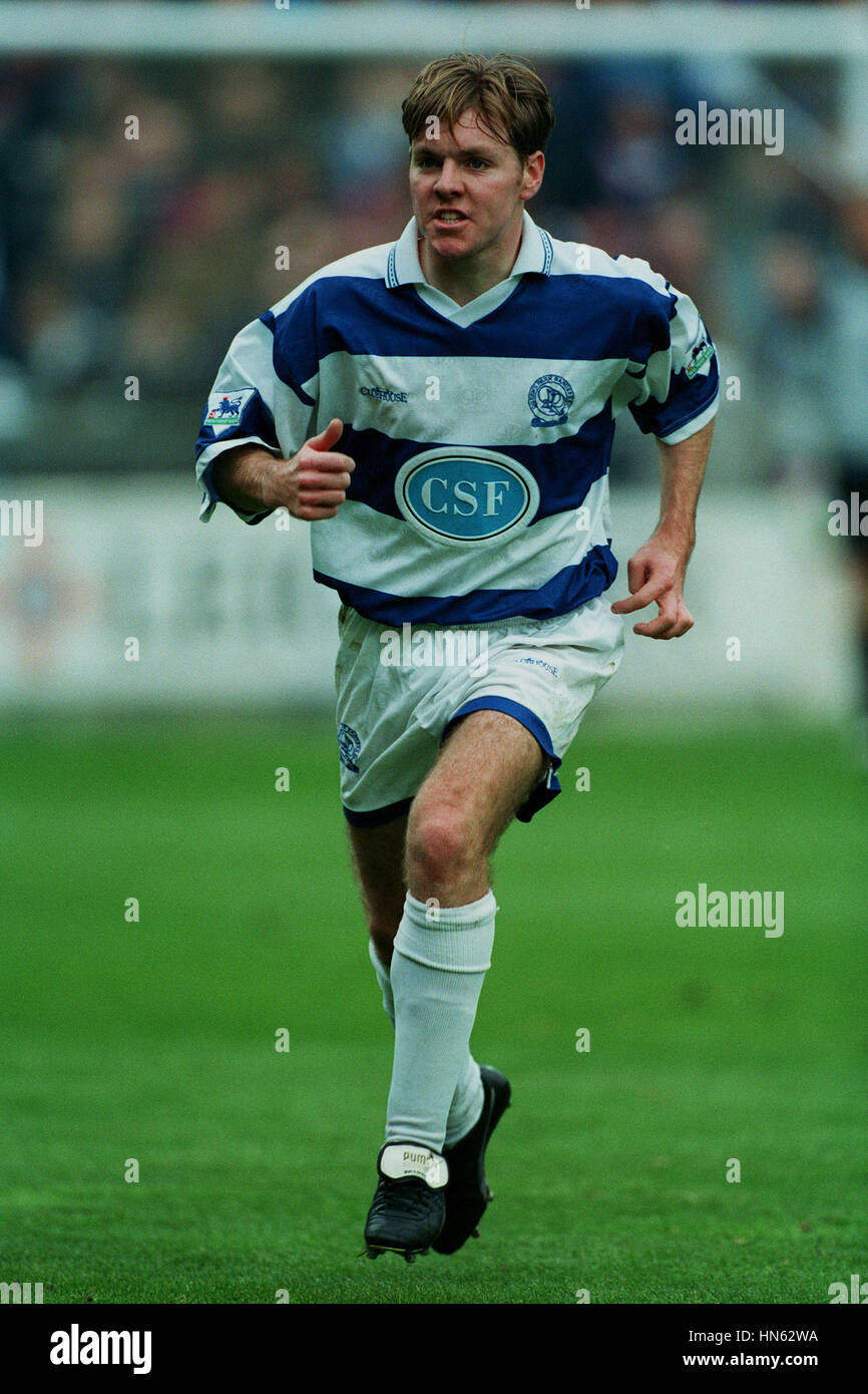 BRADLEY ALLEN QUEENS PARK RANGERS FC 26 October 1993 Stock Photo - Alamy