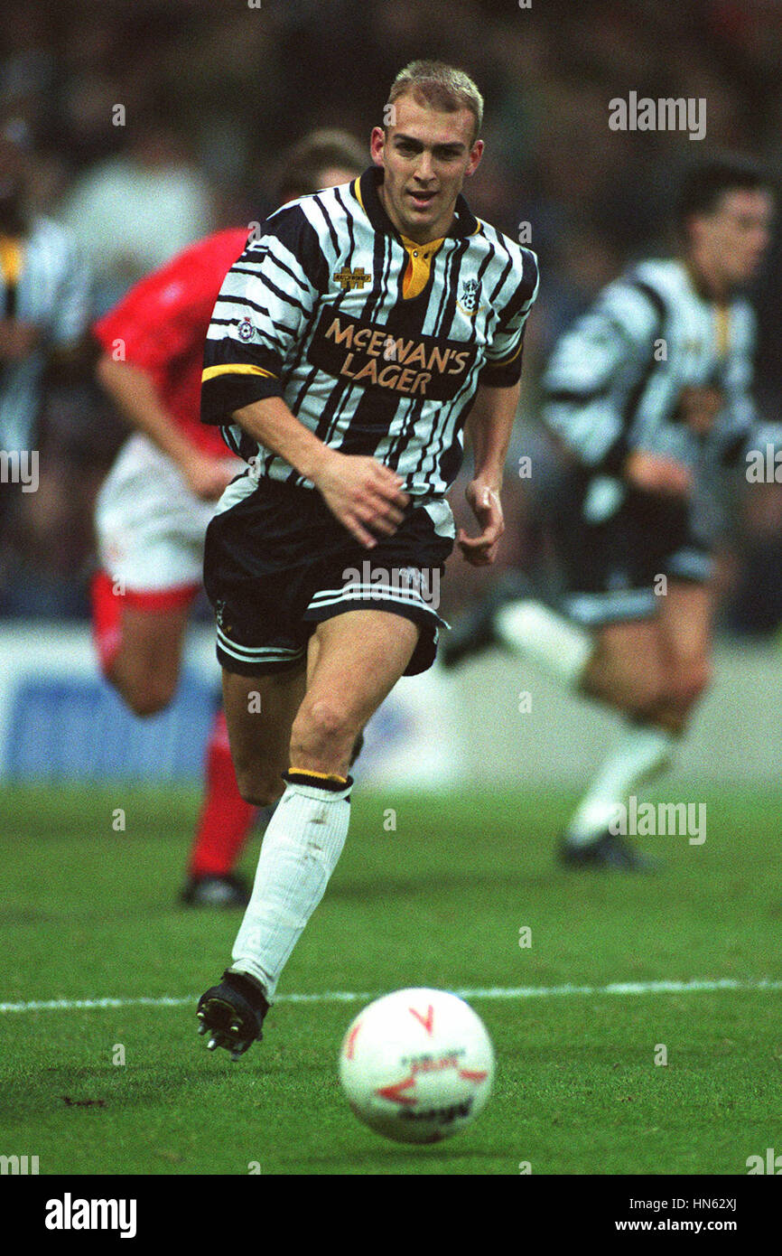 MARK DRAPER NOTTS COUNTY FC 01 November 1993 Stock Photo - Alamy