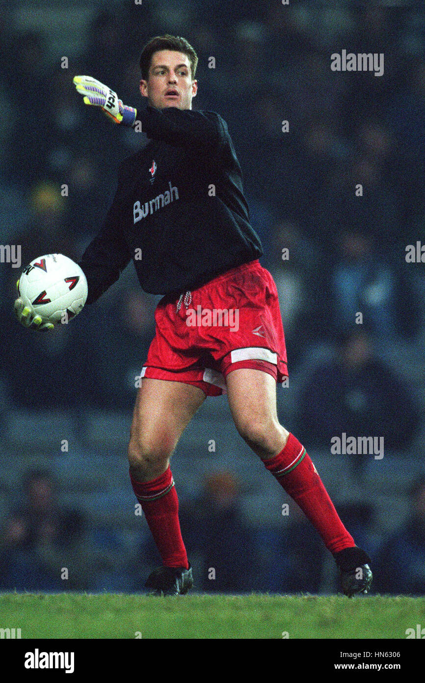 FRASER DIGBY SWINDON TOWN FC 11 December 1993 Stock Photo - Alamy