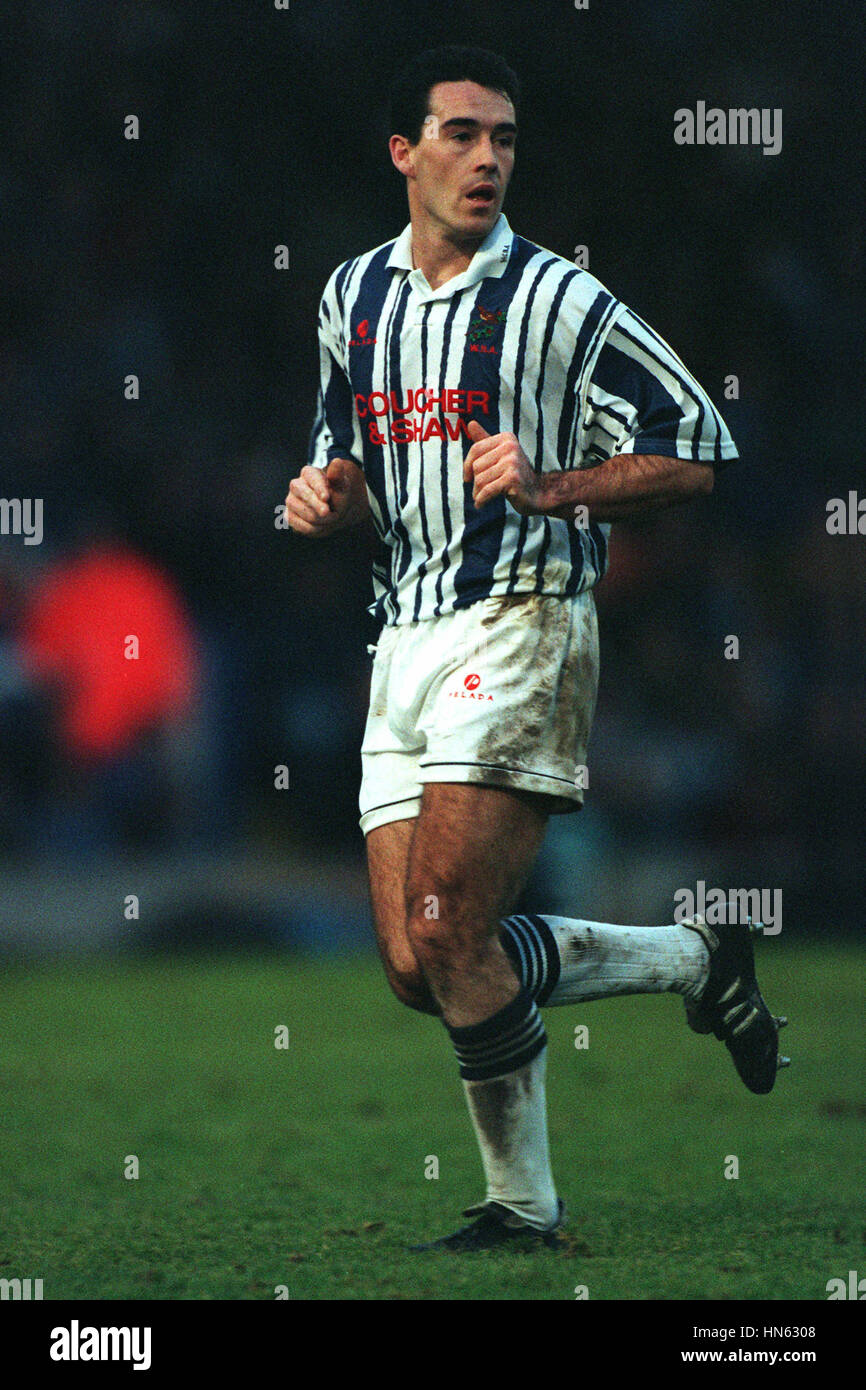 BOB TAYLOR WEST BROMWICH ALBION FC 20 December 1993 Stock Photo - Alamy