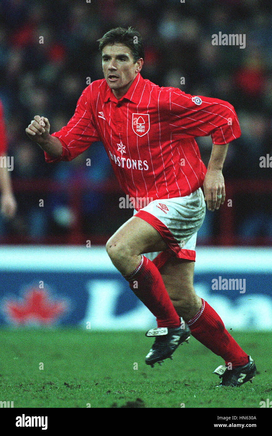 DAVID PHILLIPS NOTTINGHAM FOREST FC 21 December 1993 Stock Photo - Alamy