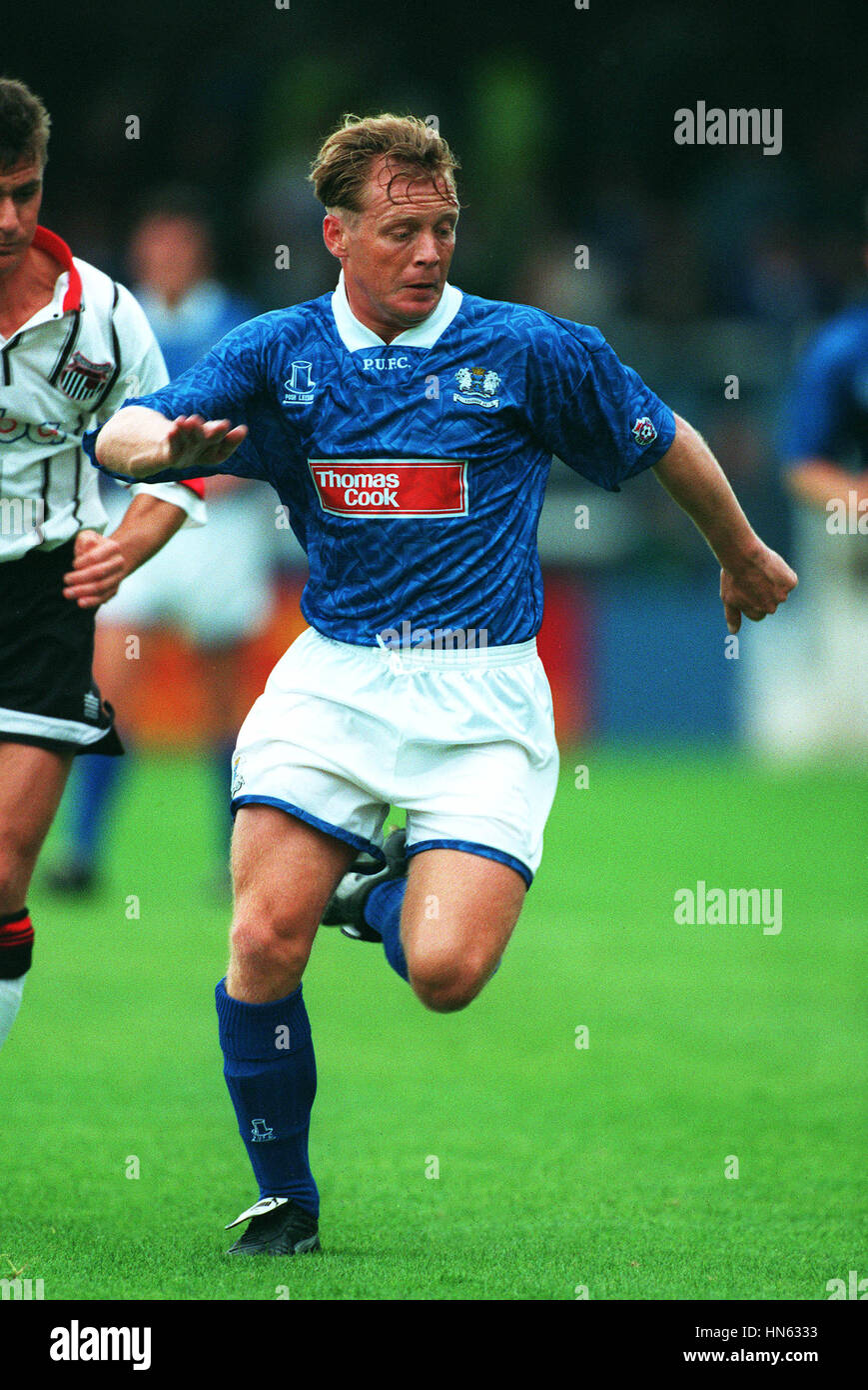 GARY COPPER PETERBOROUGH UNITED FC 07 September 1993 Stock Photo - Alamy