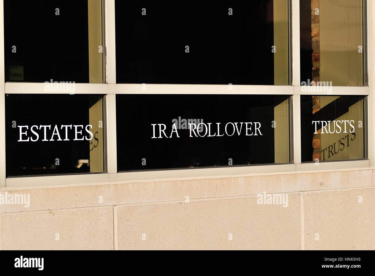 Banks banking finance financial institutions financial products hi-res ...