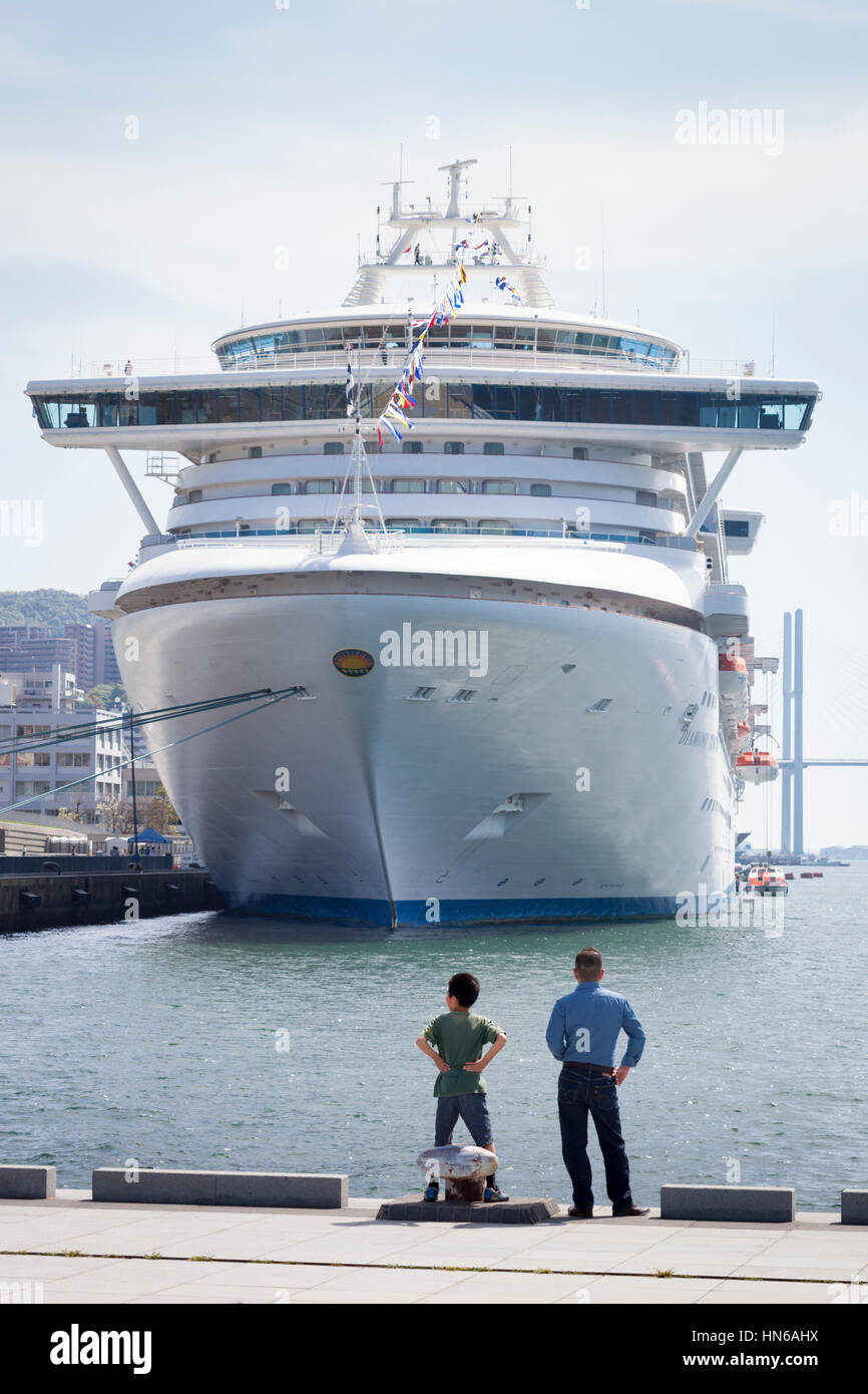 Princess cruise ship japan hi-res stock photography and images - Alamy