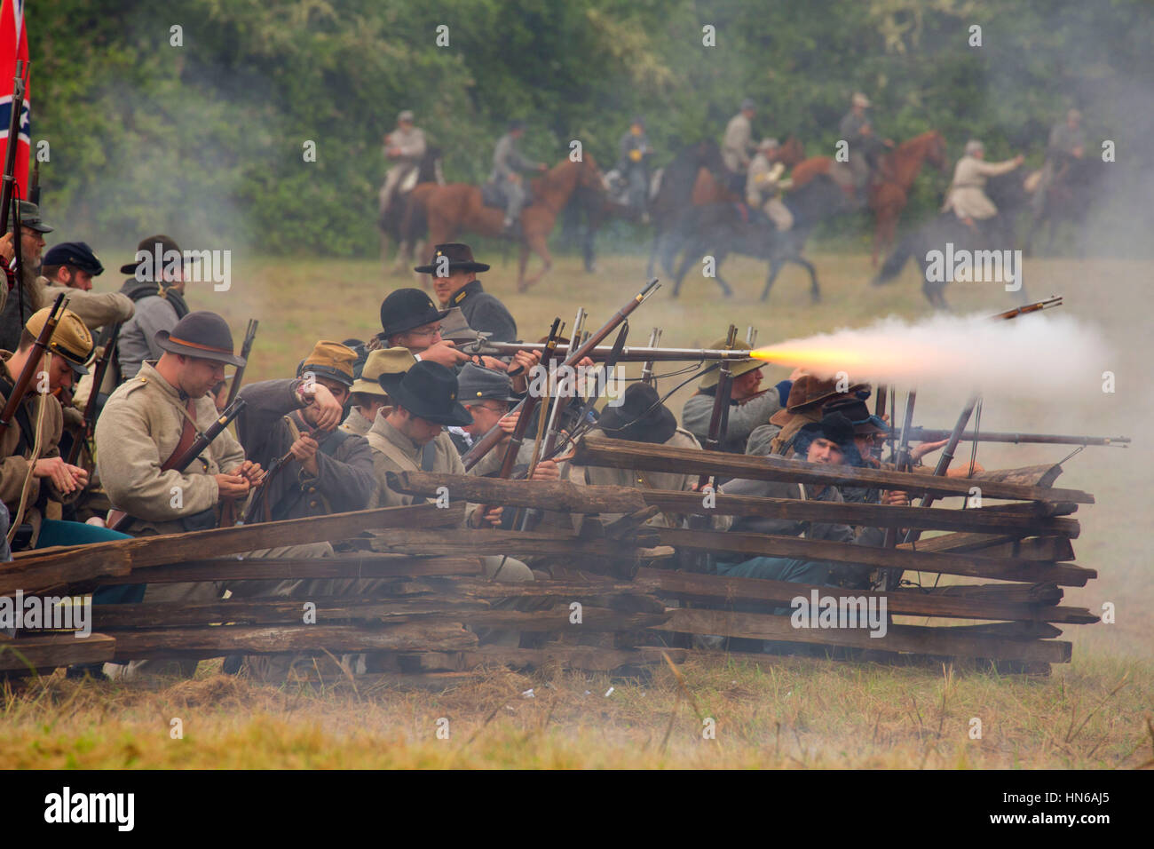 Confederate soldiers during battle re-enactment, Civil War Reenactment ...