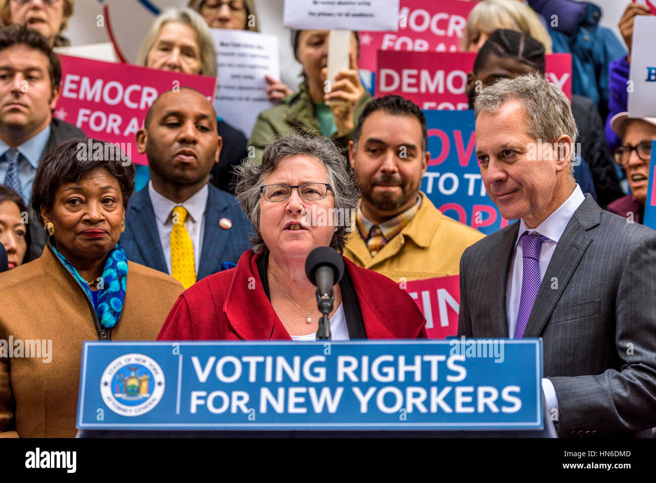 Eligible groups hi-res stock photography and images - Alamy