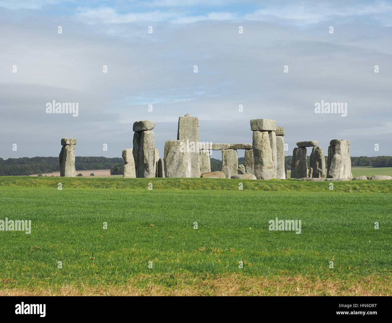 Ruins of Stonehenge prehistoric megalithic stone monument in Wiltshire ...