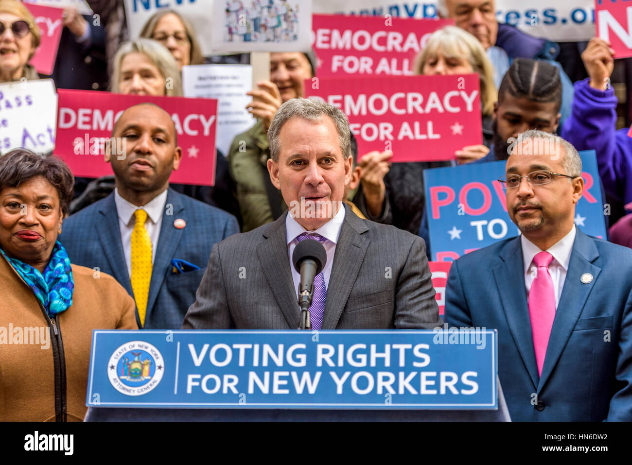 Eligible groups hi-res stock photography and images - Alamy