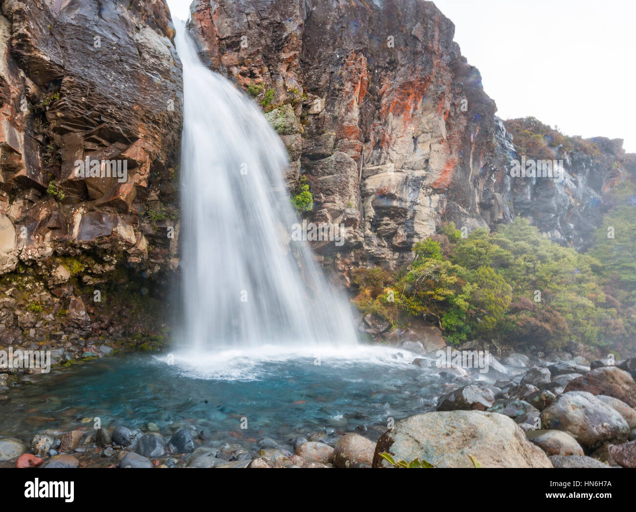 Taranaki mountain falls taranaki mountain falls hi-res stock ...