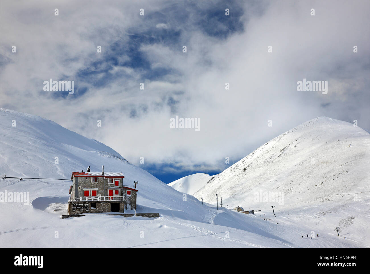 Snow refuge hi-res stock photography and images - Alamy