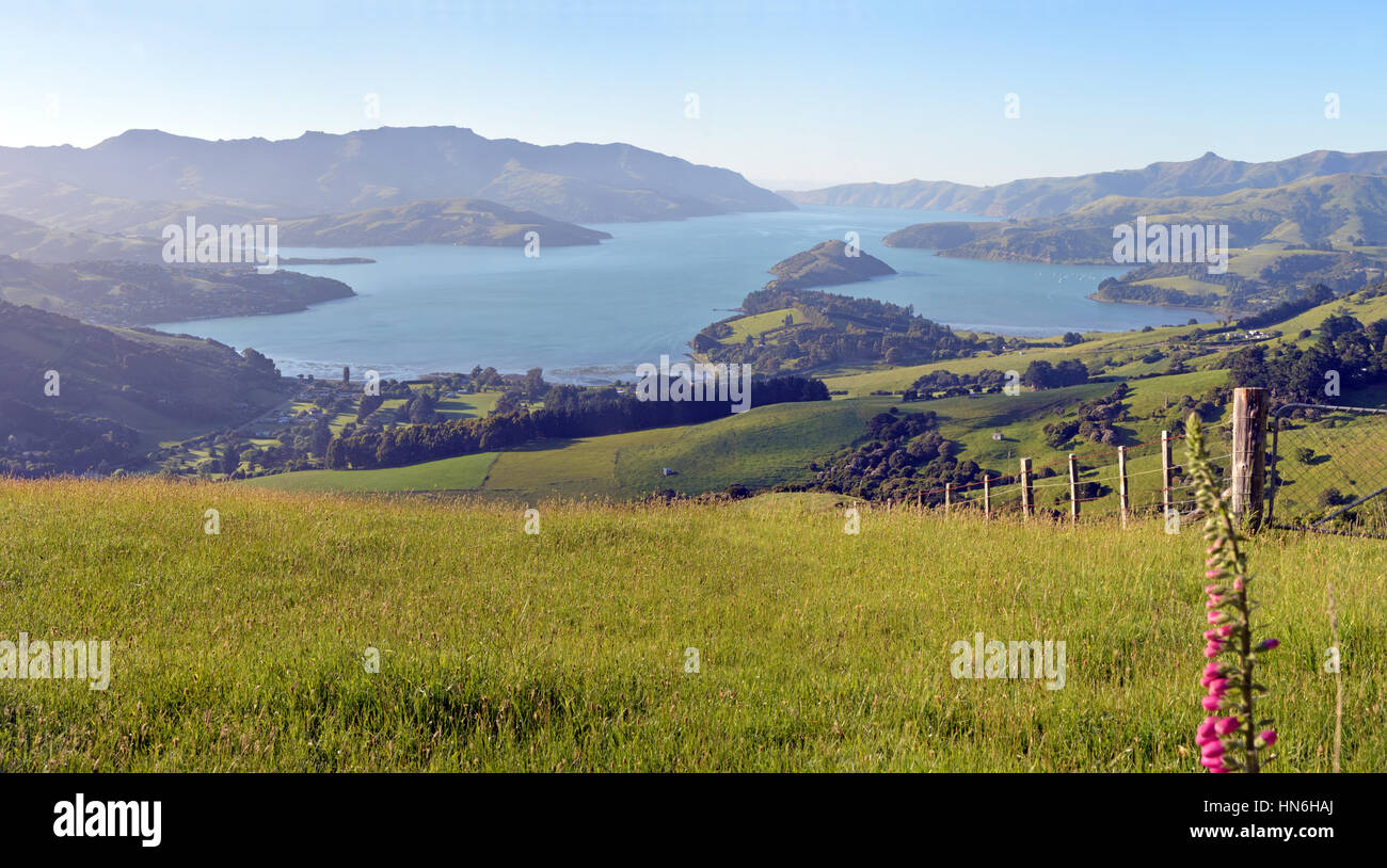 On the road to akaroa on the road to akaroa hi-res stock photography ...