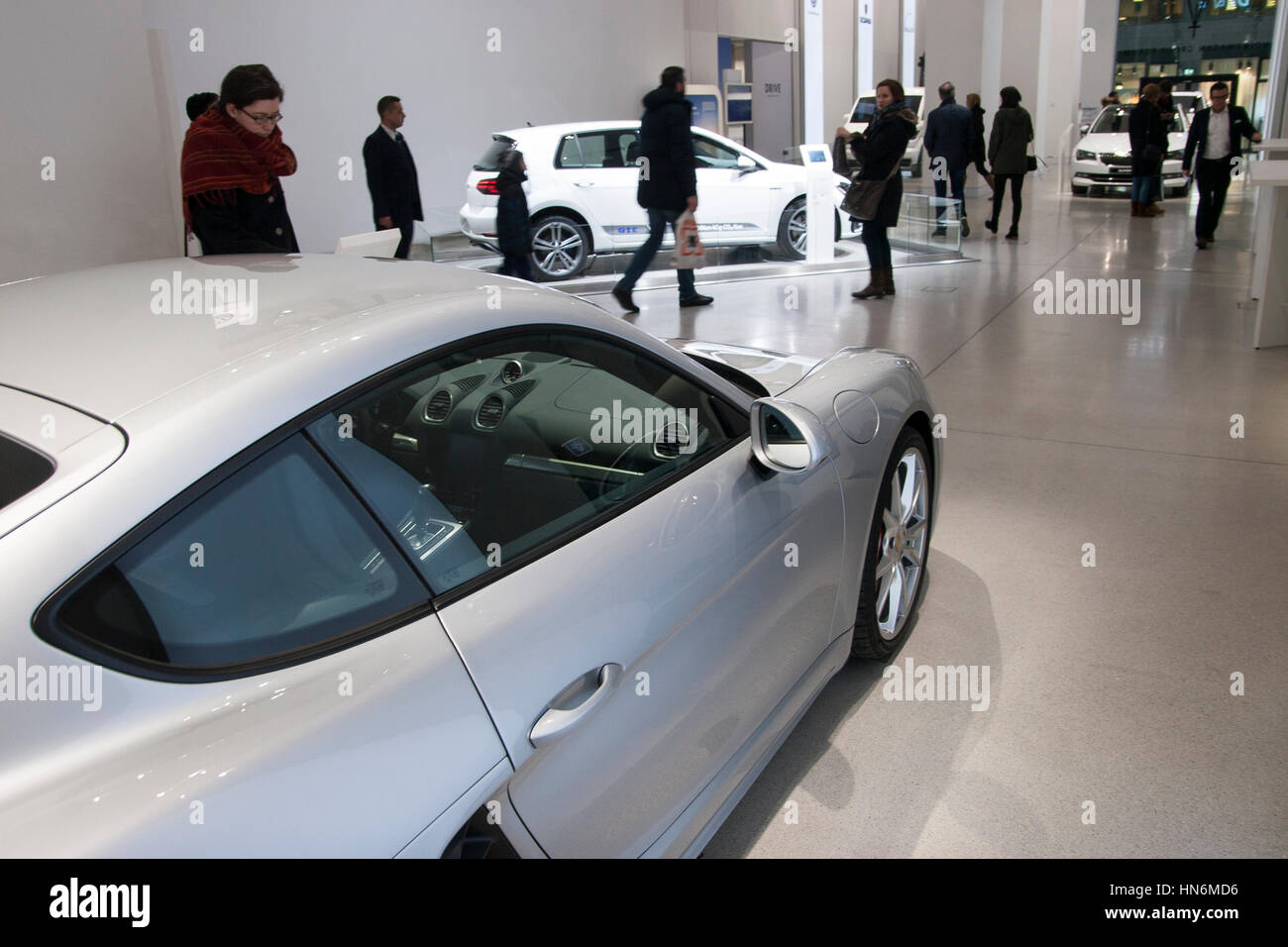 Volkswagen Showroom. Berlin, Germany Stock Photo - Alamy