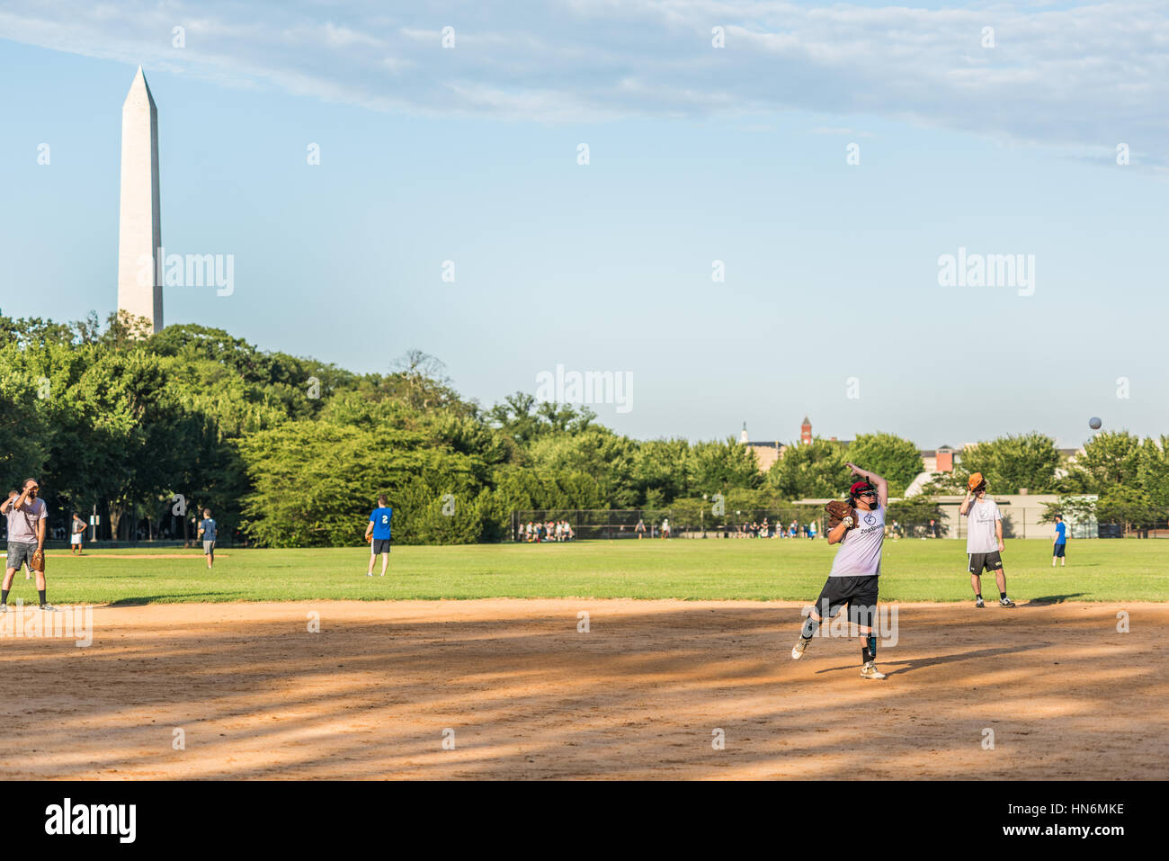 Baseball players walking hi-res stock photography and images - Alamy