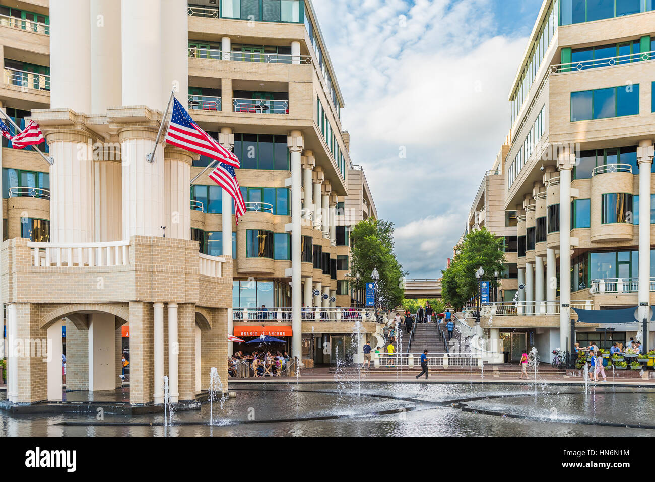 Waterfront restaurants dc hi-res stock photography and images - Alamy