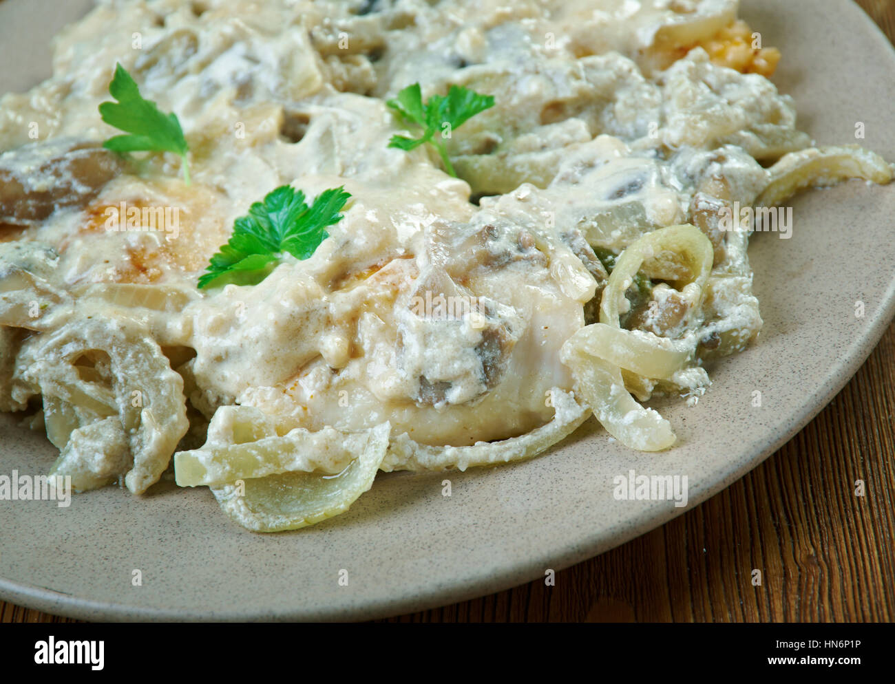 Amaretto Chicken sauteed chicken and mushrooms in an amaretto cream ...