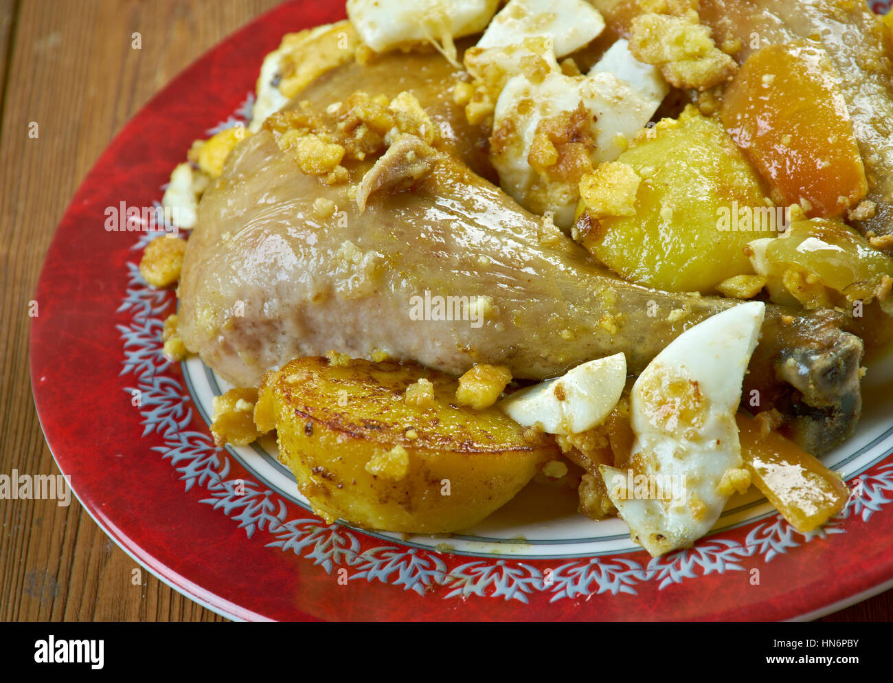 Pollo en Pepitoria - homemade chicken stew Stock Photo - Alamy
