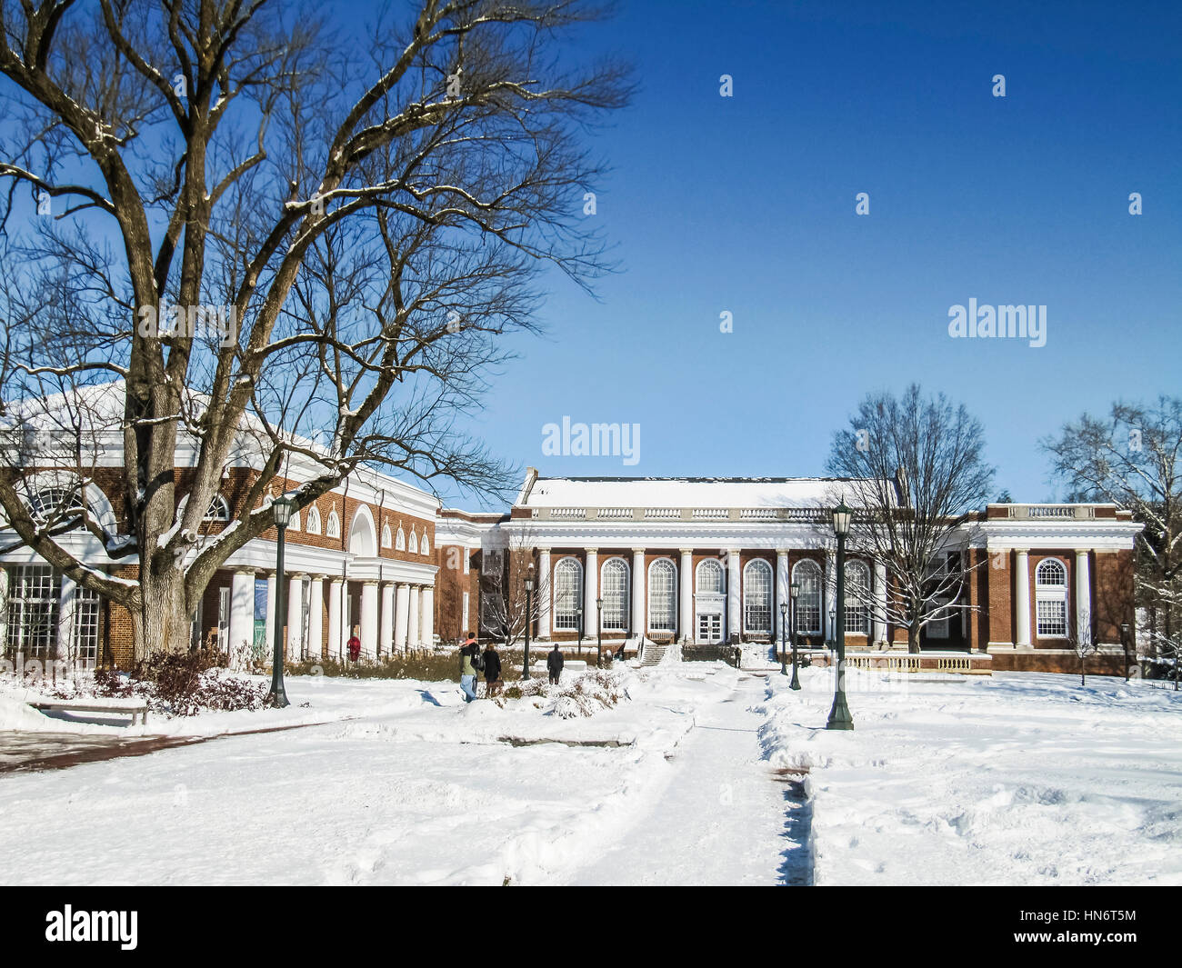 Charlottesville, USA - December 3, 2009: Alderman library and campus ...