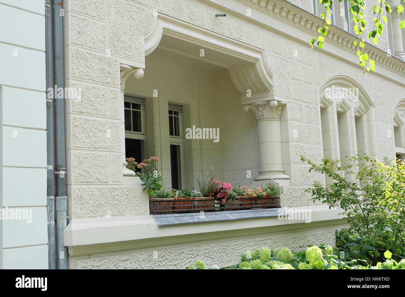 Recessed Balcony Design