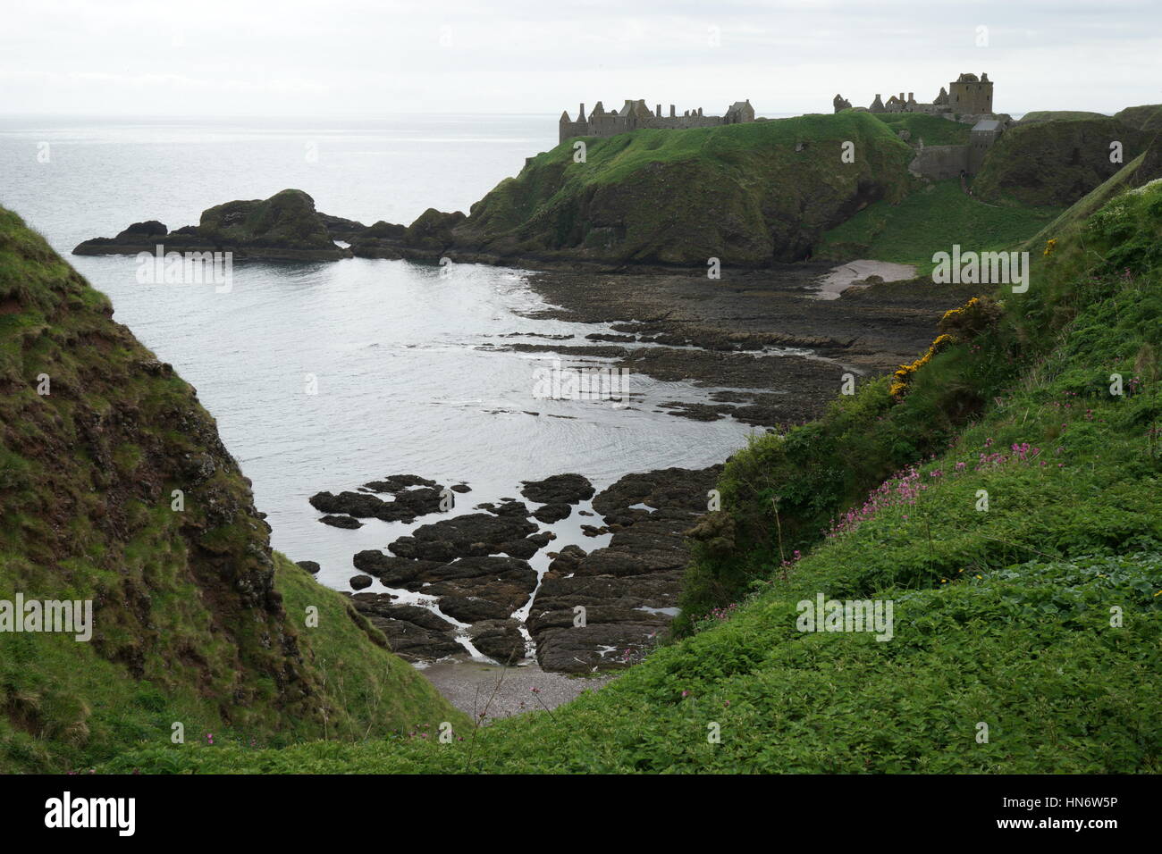 Dunottar Castle, Stonehaven Stock Photo - Alamy