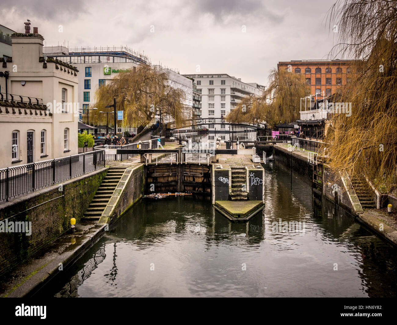 Grand union canal bridge london hi-res stock photography and images - Alamy