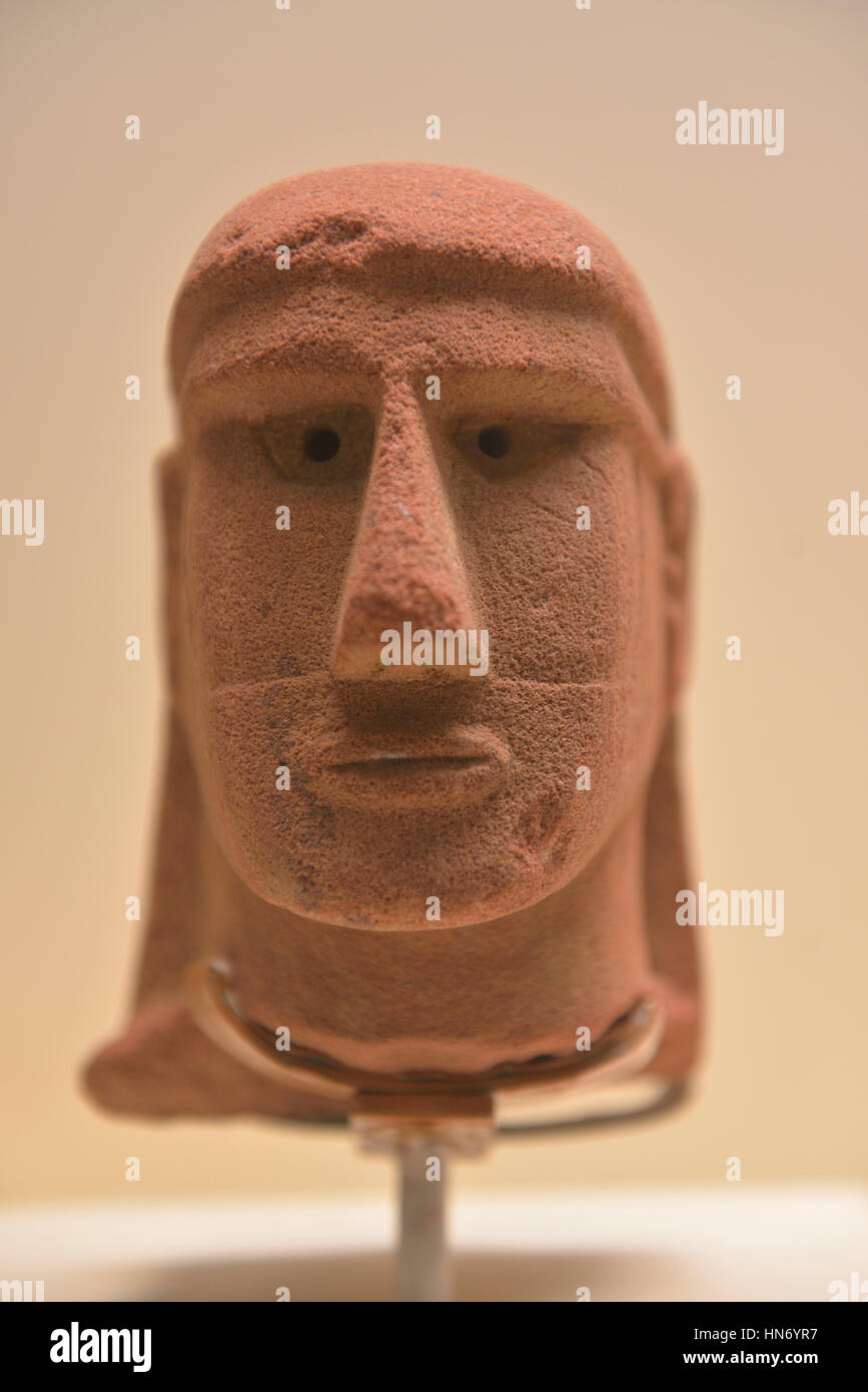 Statue head. Al-'Ula. 3rd-4rd century BCE. Sandstone. National Museum ...