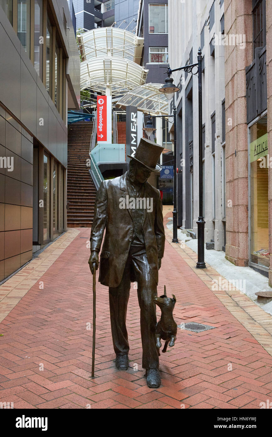John Plimmer and Fritz statue, Lambton Quay, Wellington, New Zealand ...