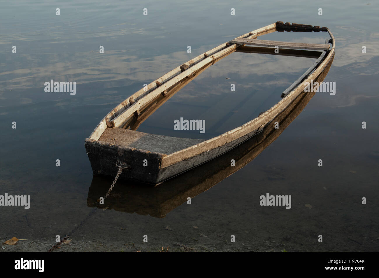 Sunny boat hi-res stock photography and images - Alamy