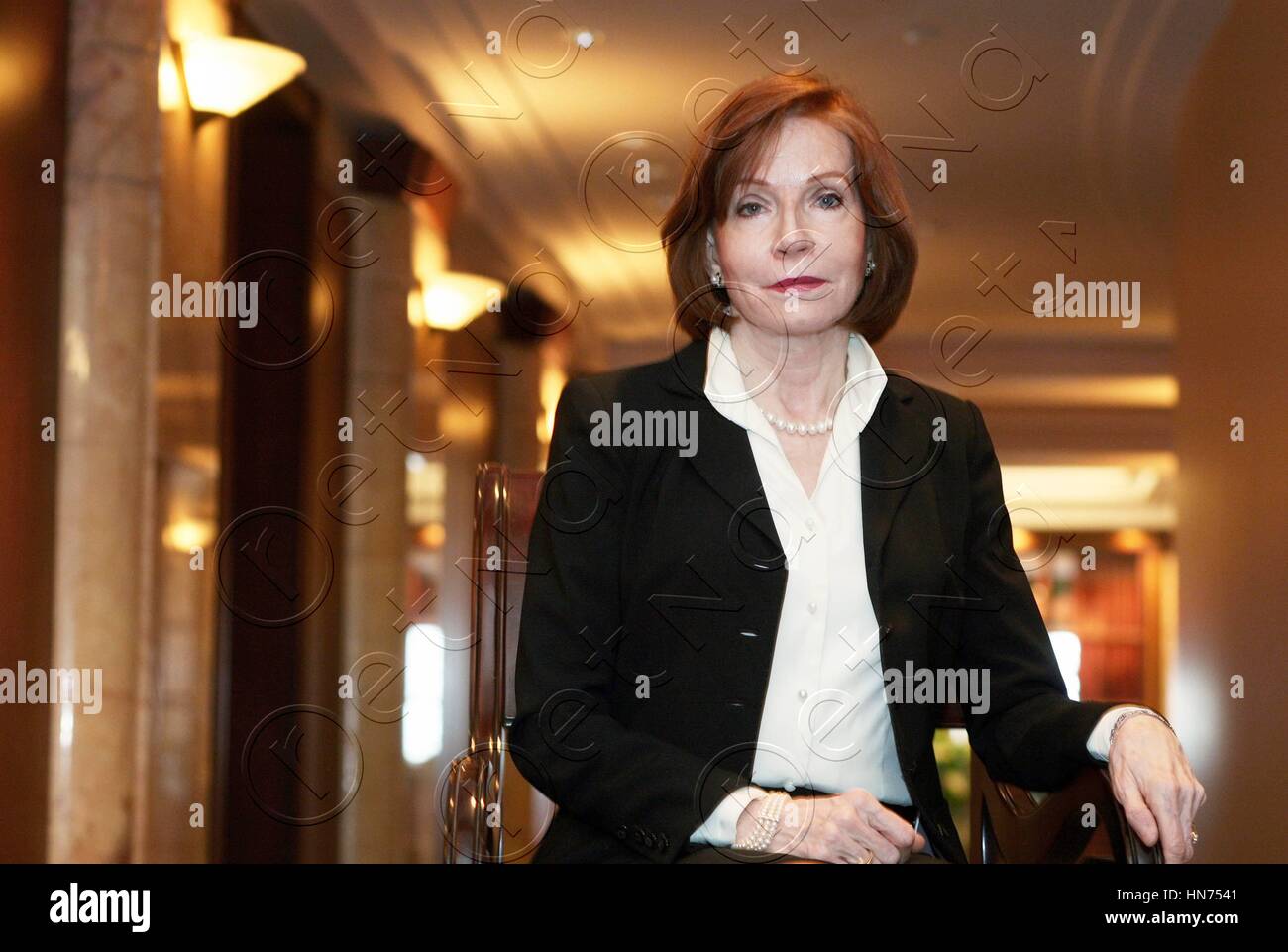 Margie Patel, manager of the Evergreen Diversified Income Builder fund ...