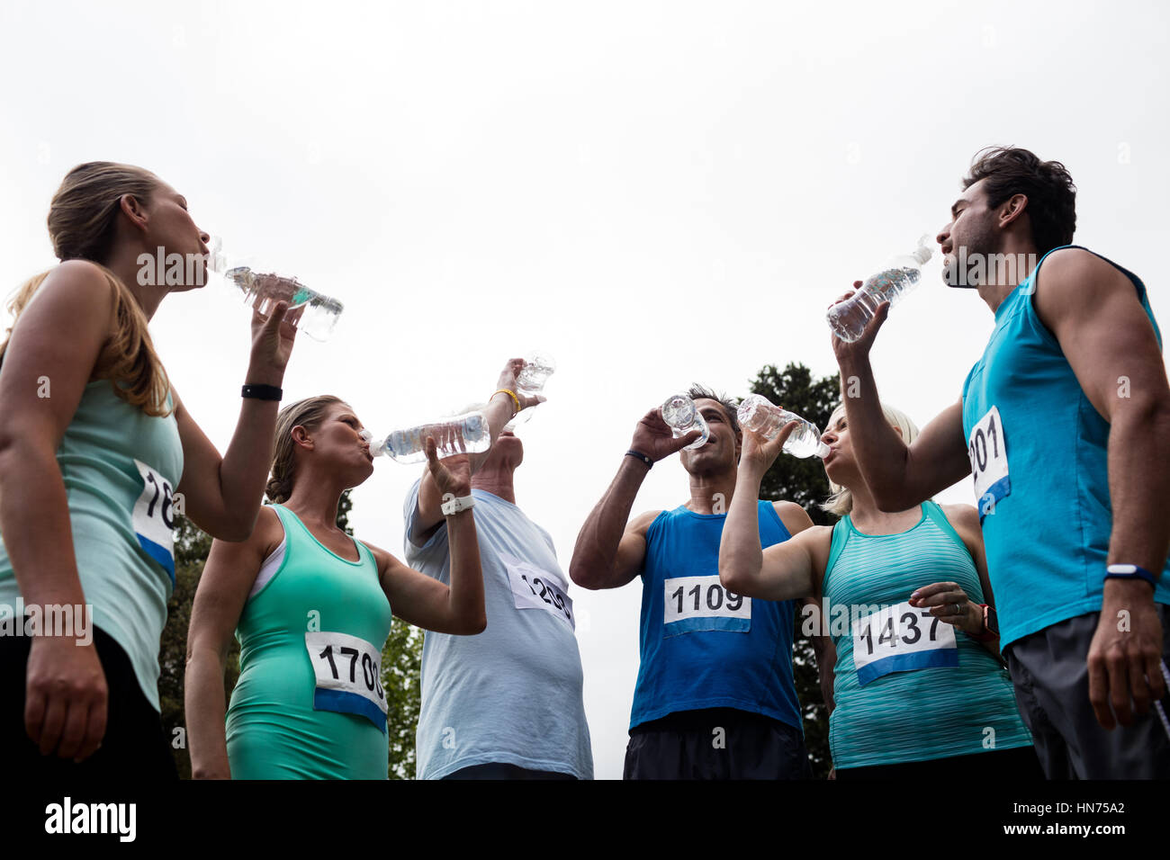 Drinking athletes hi-res stock photography and images - Alamy