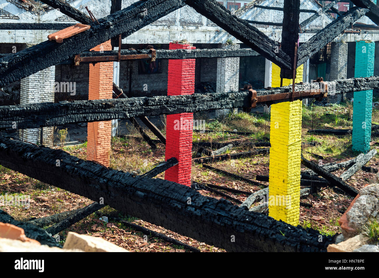Murales a colori hi-res stock photography and images - Alamy