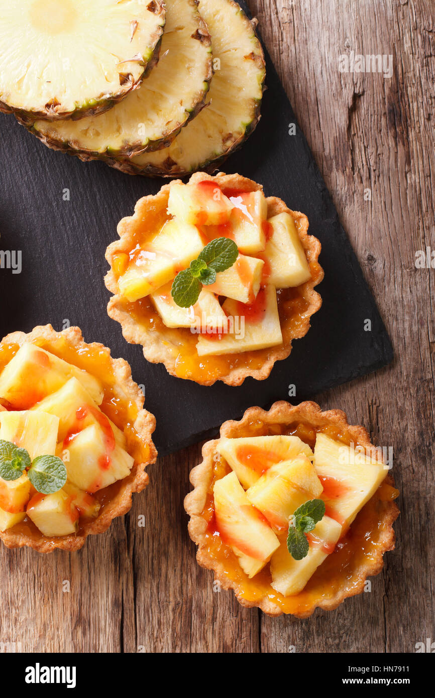 Mini pineapple tart hi-res stock photography and images - Alamy