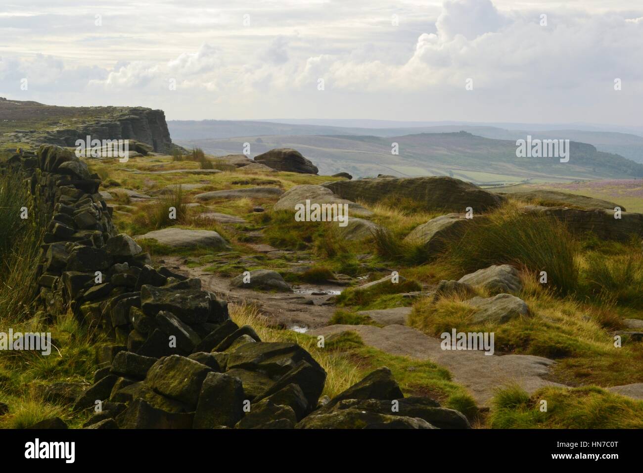 Stone wall on top of Stanage Edge in the Peak District, England,UK ...