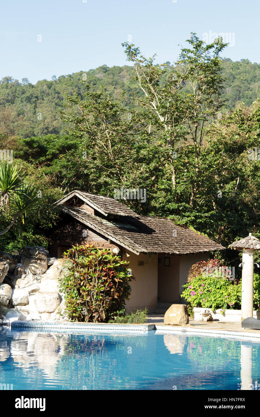 Pool in front of hotel hi-res stock photography and images - Alamy