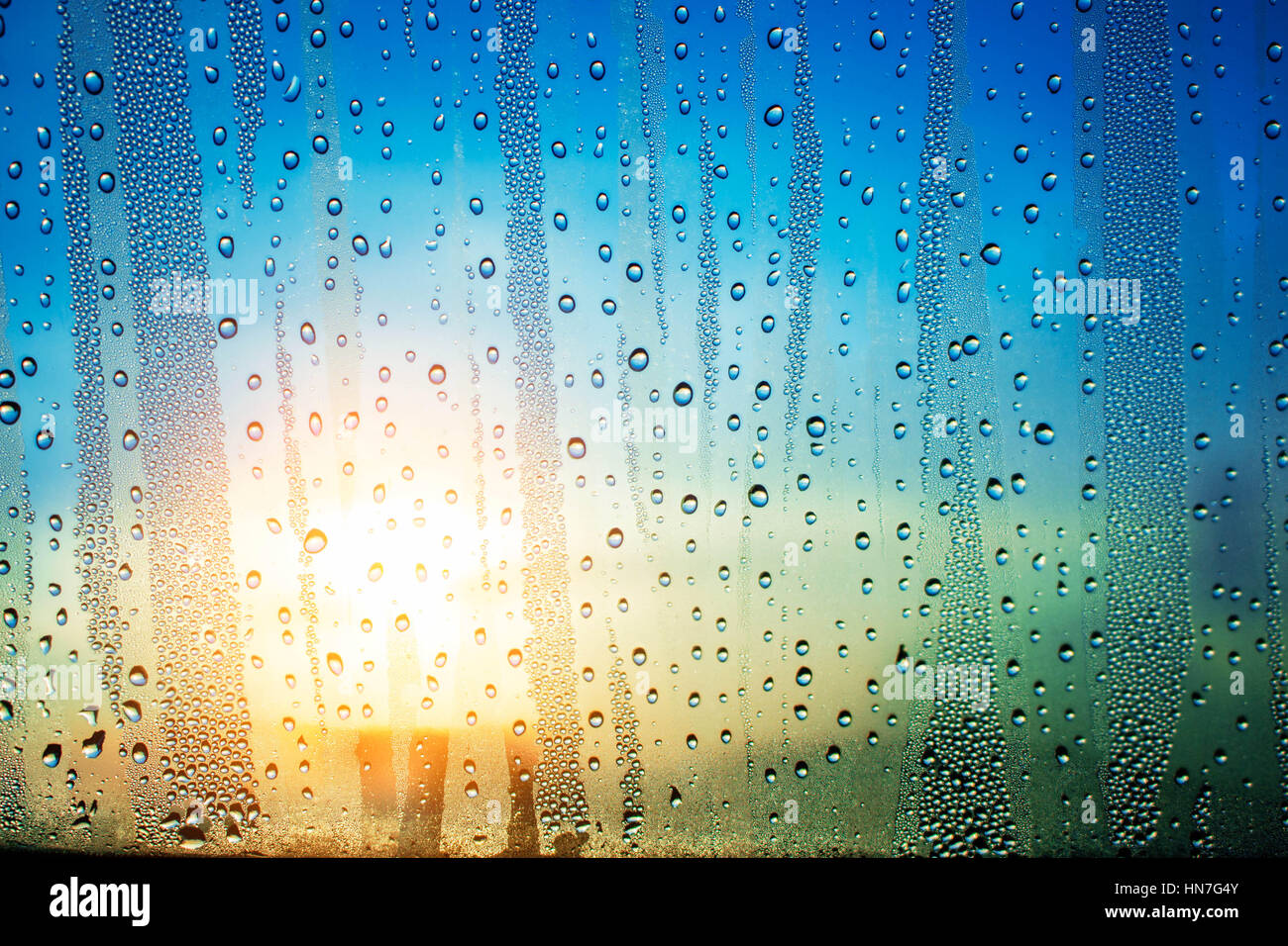 Condensation winter hi-res stock photography and images - Alamy