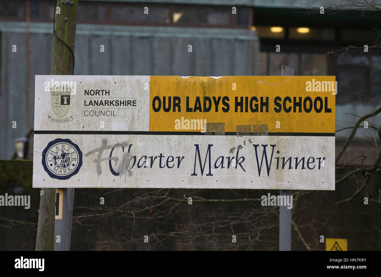 School bus sign uk hi-res stock photography and images - Alamy