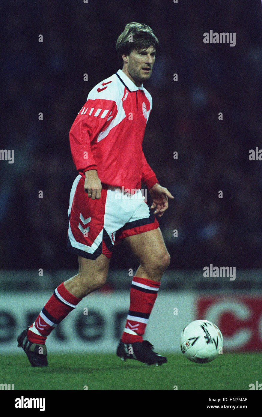 Michael laudrup denmark 1994 hi-res stock photography and images - Alamy