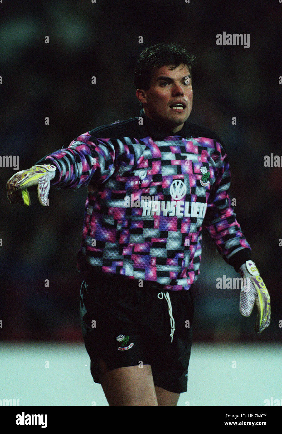 LEE BUTLER BARNSLEY FC 28 March 1994 Stock Photo - Alamy