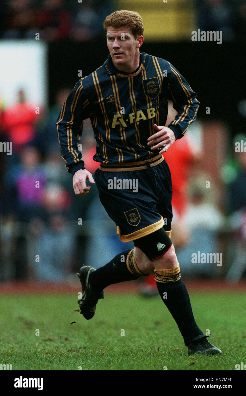 DUNCAN SHEARER ABERDEEN FC 11 April 1994 Stock Photo - Alamy