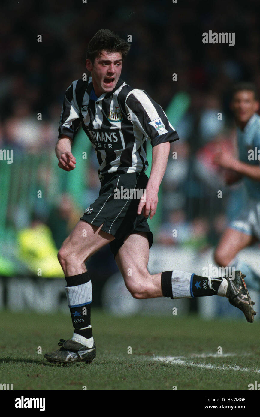 ALAN NEILSON NEWCASTLE UNITED FC 12 April 1994 Stock Photo - Alamy
