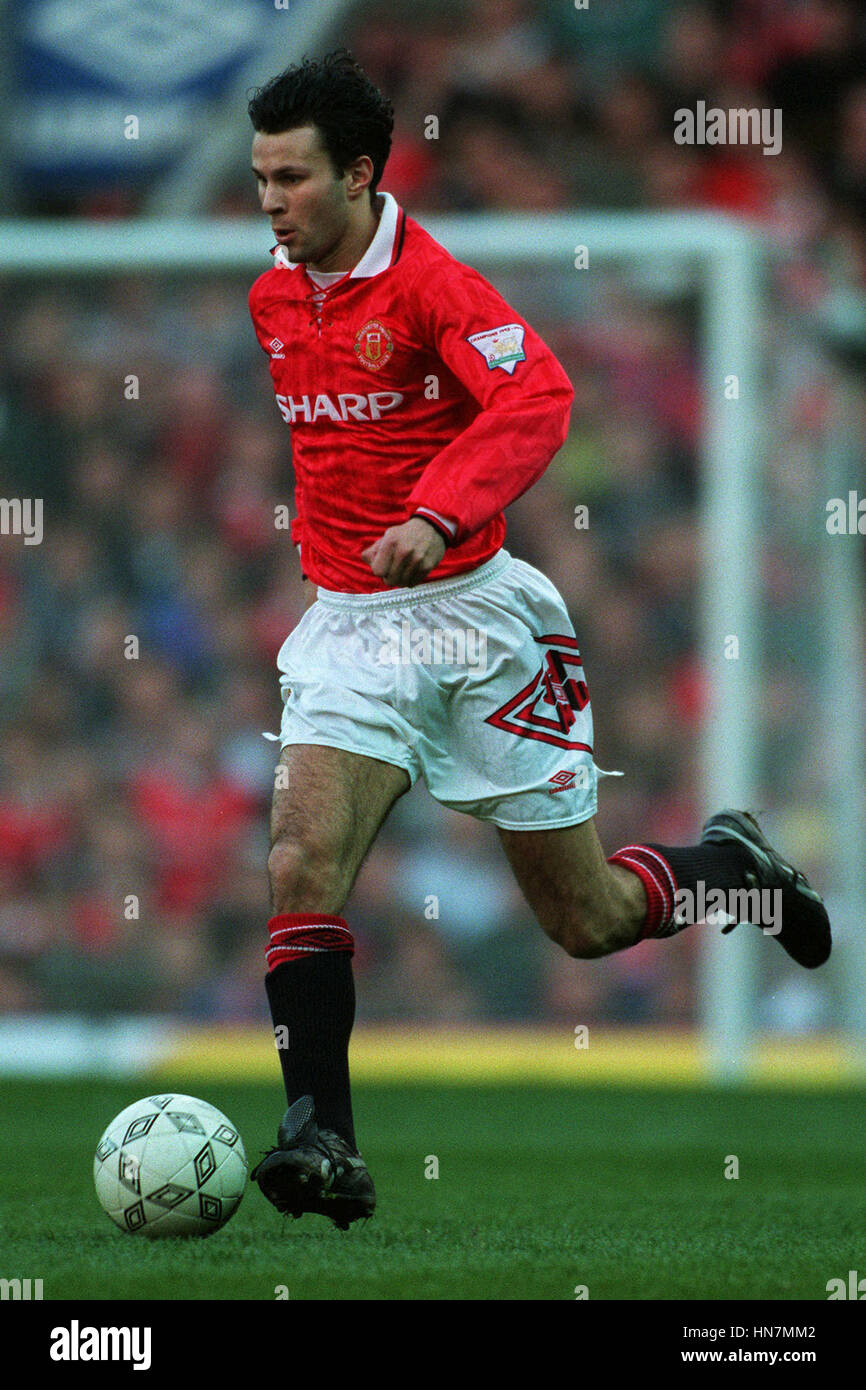 Ryan giggs manchester united 1994 hi-res stock photography and images ...