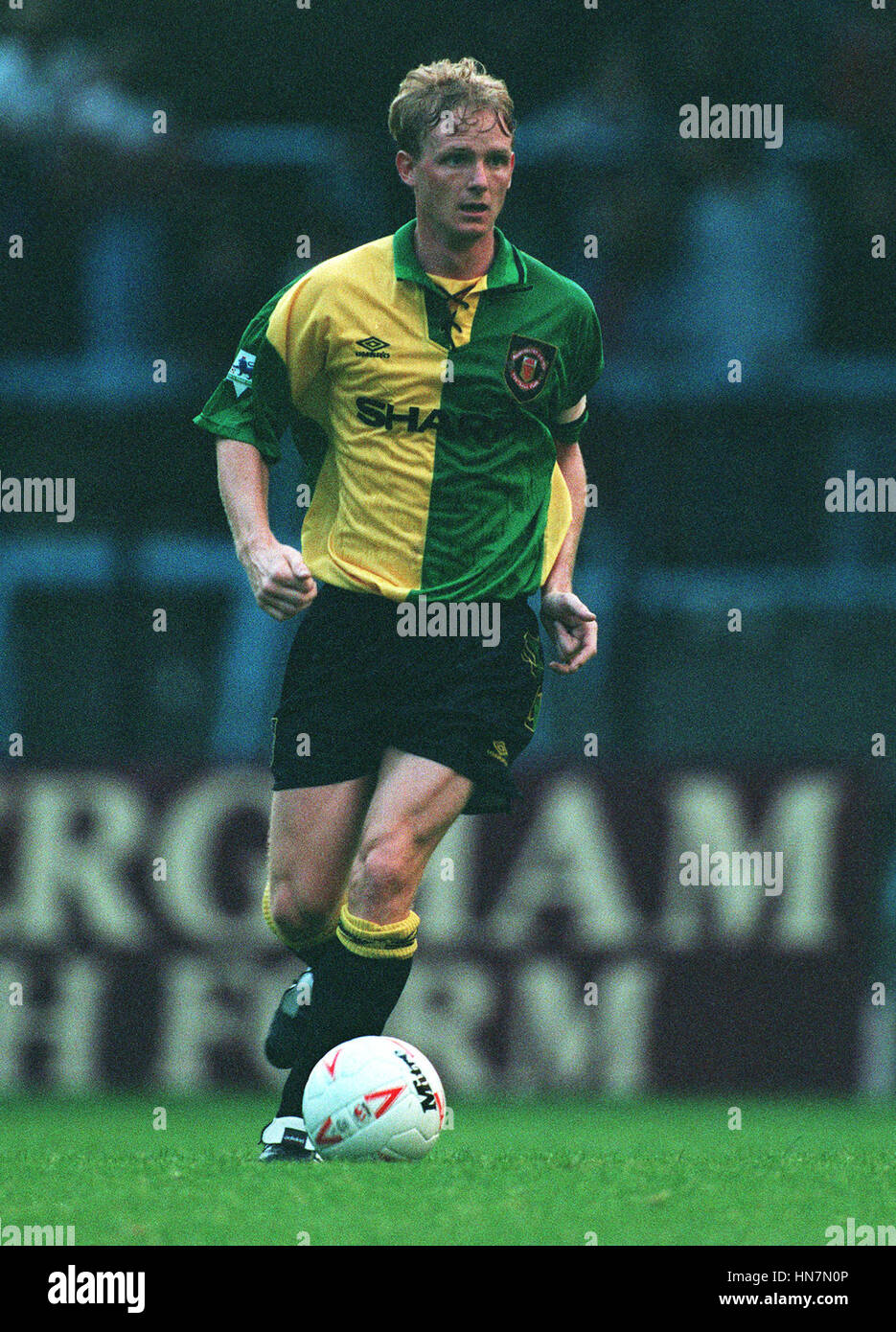 DAVID MAY MANCHESTER UNITED FC 27 July 1994 Stock Photo - Alamy