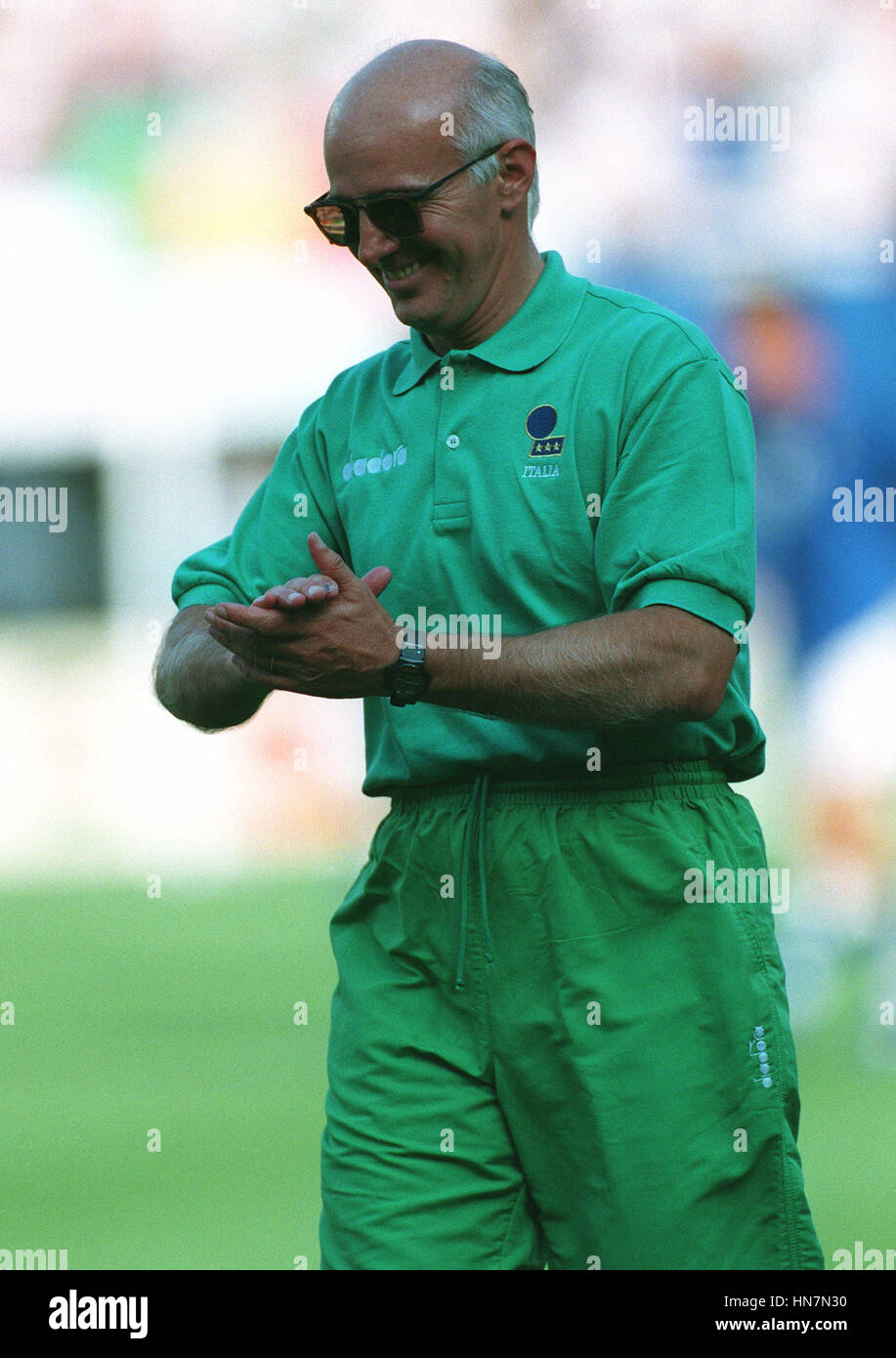 ARRIGO SACCHI ITALIAN MANAGER 01 August 1994 Stock Photo - Alamy