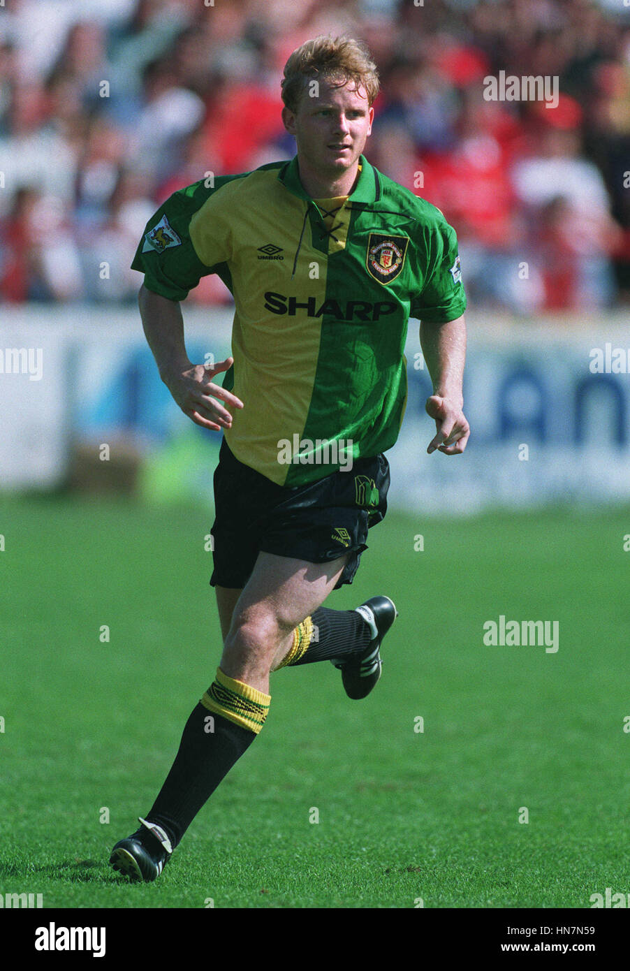 DAVID MAY MANCHESTER UNITED FC 02 August 1994 Stock Photo - Alamy