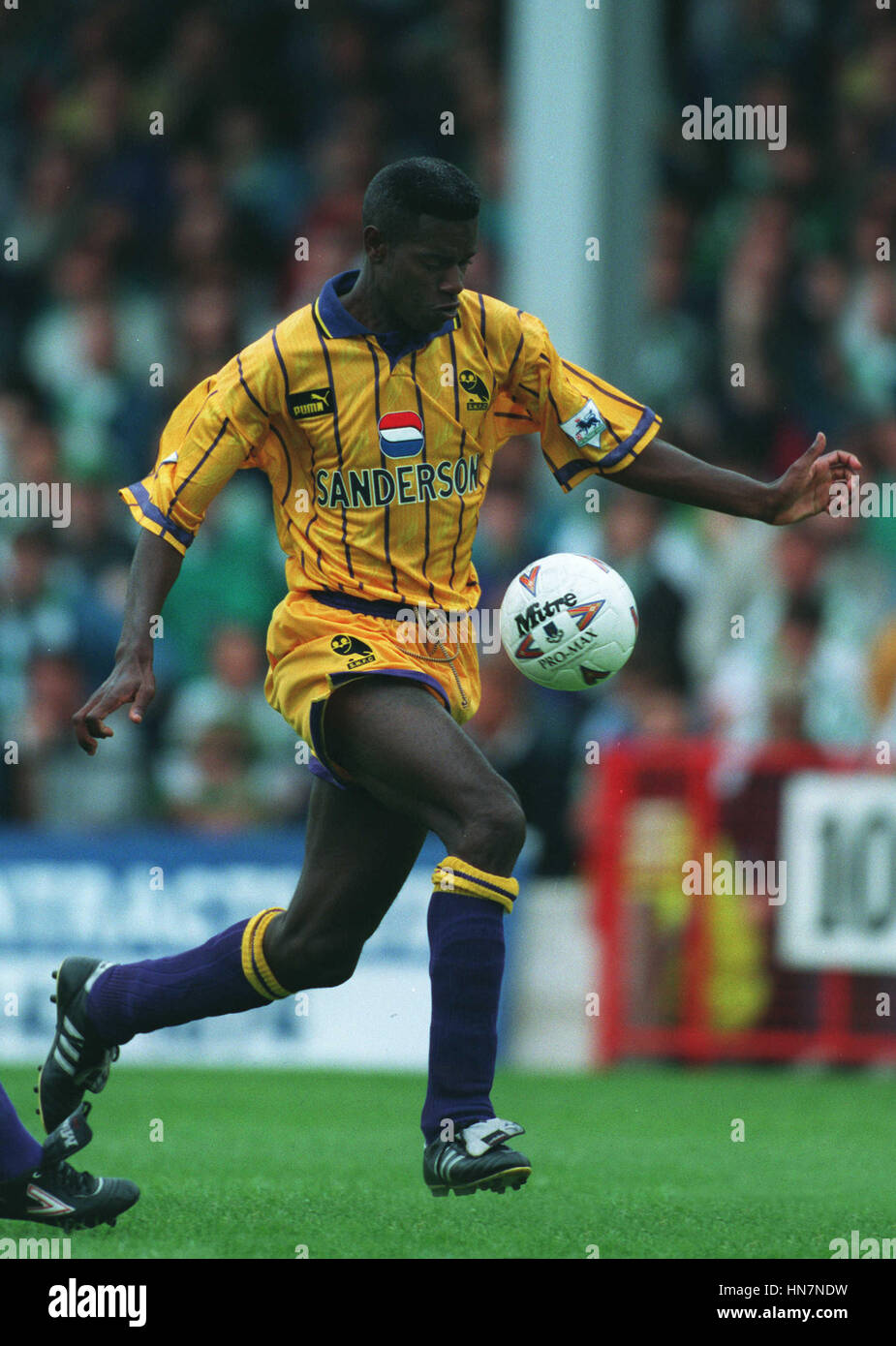 IAN TAYLOR SHEFFIELD WEDNESDAY FC 09 August 1994 Stock Photo - Alamy