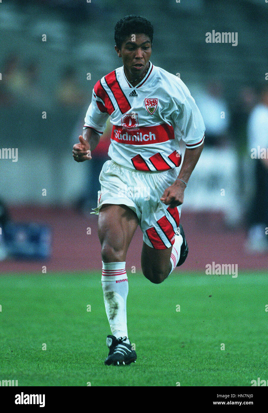 GIOVANE ELBER DE SOUZA VFB STUTTGART 14 August 1994 Stock Photo - Alamy