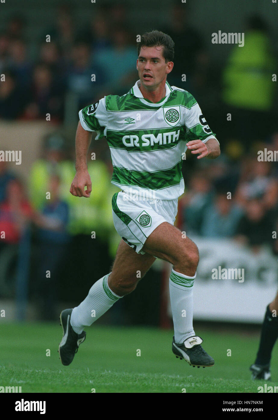 WILLIE FALCONER GLASGOW CELTIC FC 15 August 1994 Stock Photo - Alamy