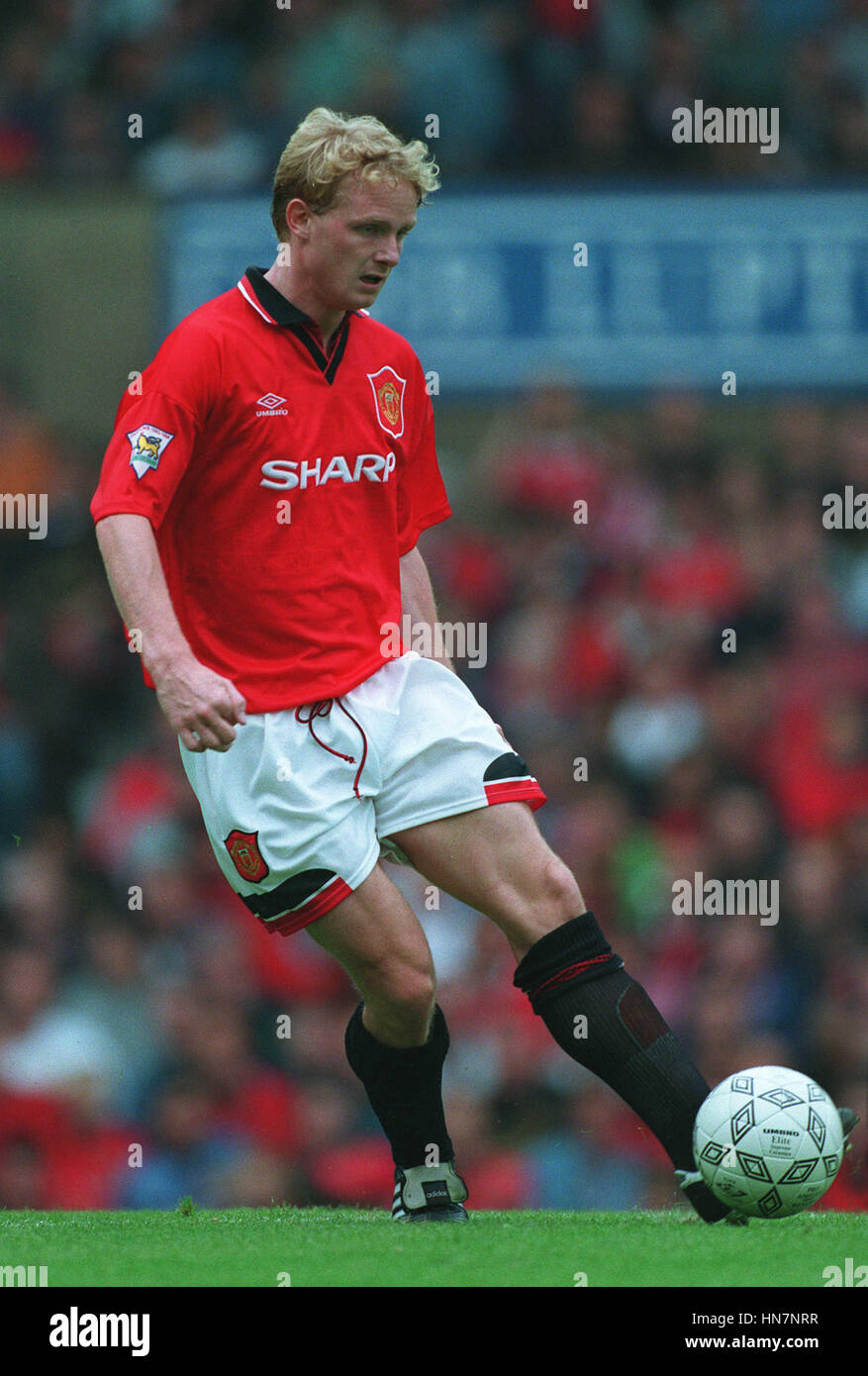 DAVID MAY MANCHESTER UNITED FC 22 August 1994 Stock Photo - Alamy